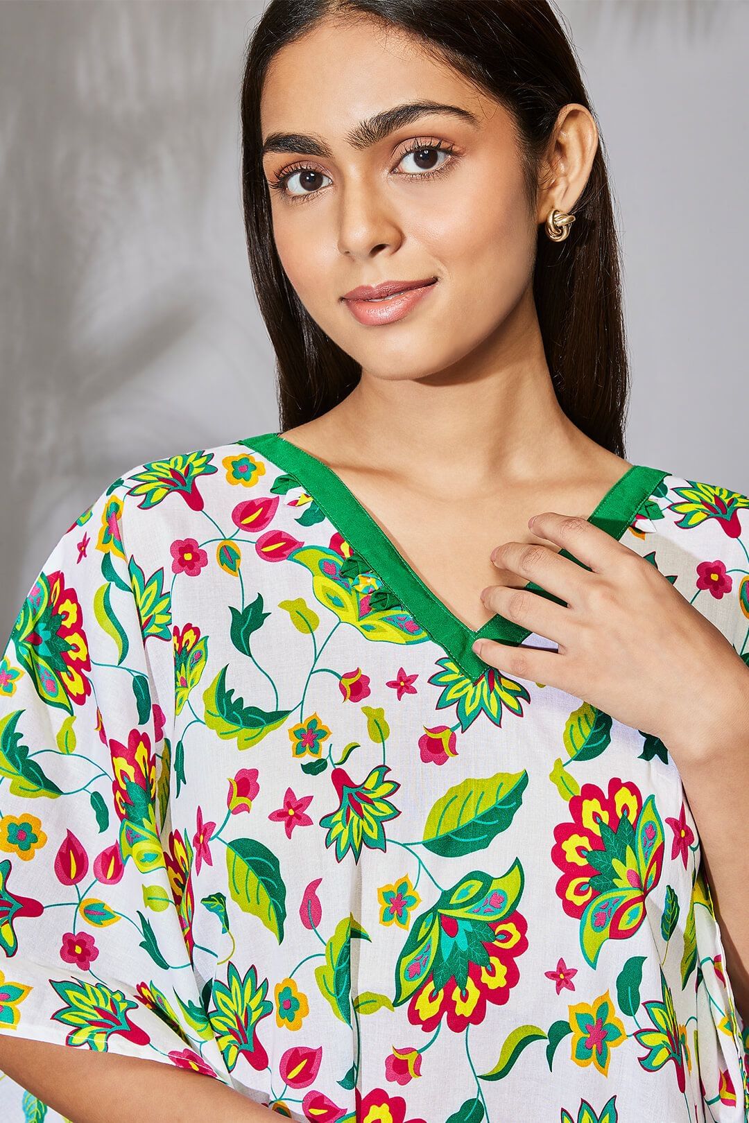 Redefine your wardrobe with our modern kaftan free size kurtis, to embrace versatile fashion ...